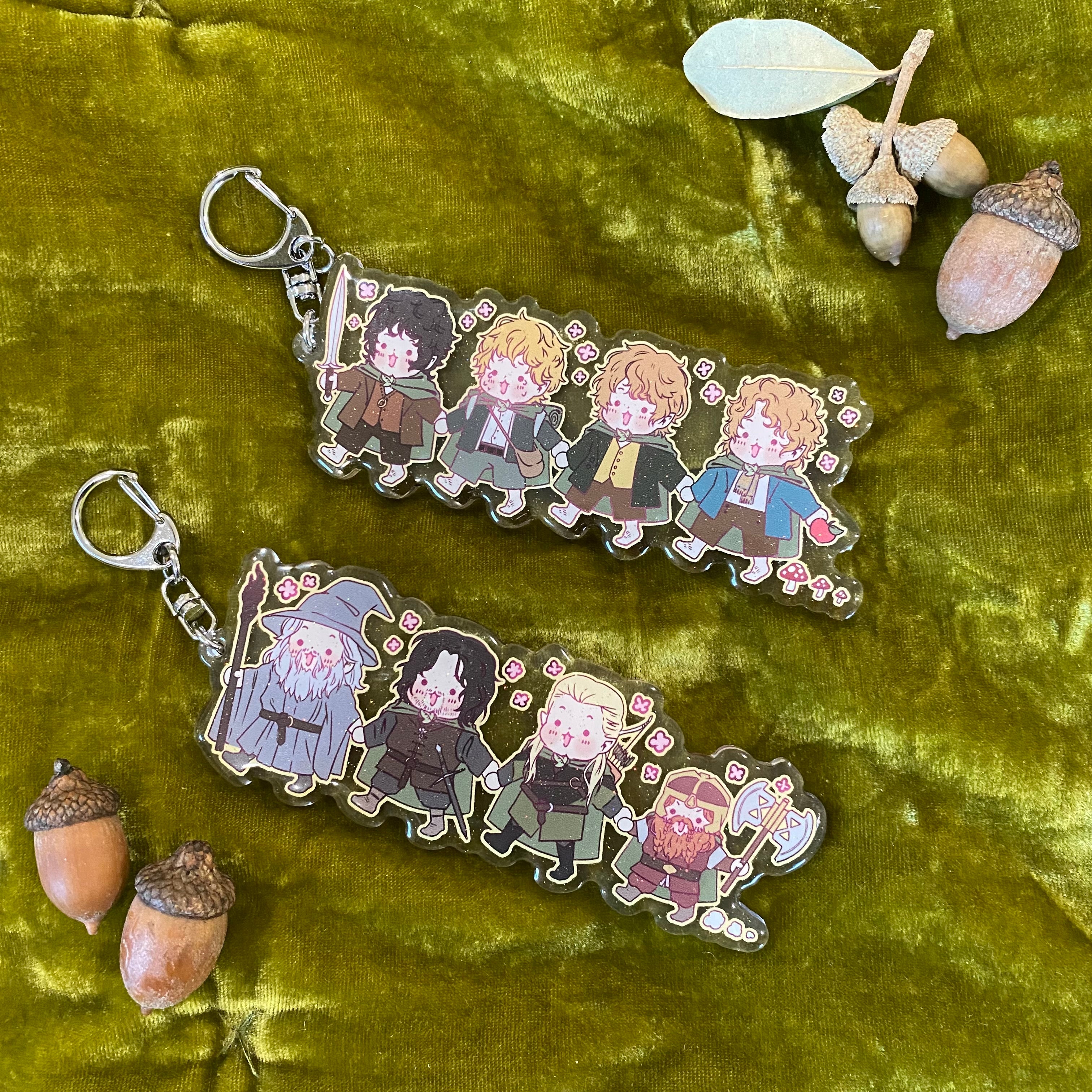 LOTR hand holding 4" Charms – HolyBriar